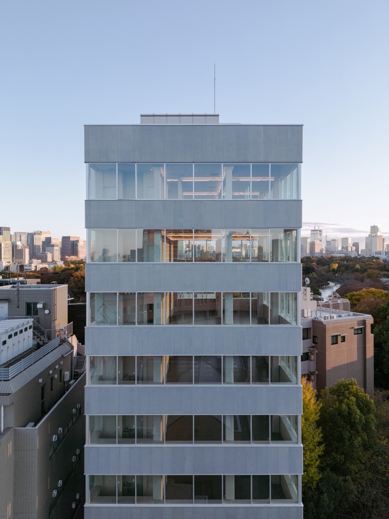 ESCON 九段北ビル / Works | 永山祐子建築設計